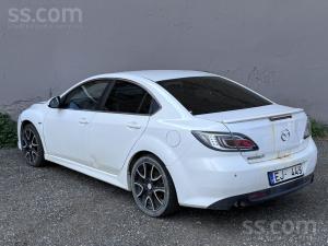 White Mazda 6 2008 in Riga, with an engine capacity of 2.50 L and mileage of 370 thousand km for 990 €, photo 5 on AUTOMOTO.COM.LV
