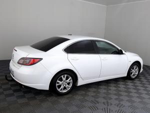 White Mazda 6 2008 in Tallinn, with an engine capacity of 1.80 L and mileage of 399 thousand km for 999 €, photo 4 on AUTOMOTO.COM.LV