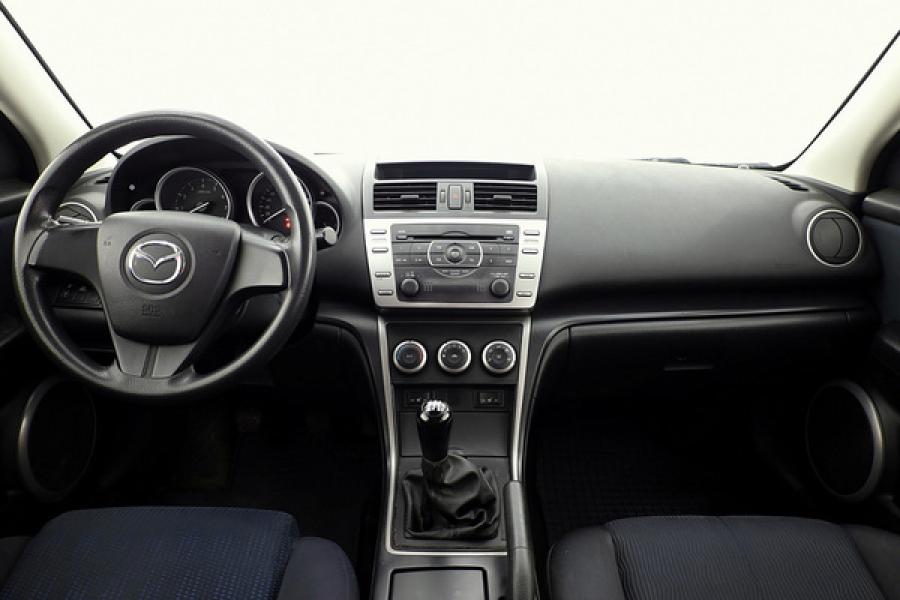White Mazda 6 2008 in Tallinn, with an engine capacity of 1.80 L and mileage of 399 thousand km for 999 €, photo 6 on AUTOMOTO.COM.LV