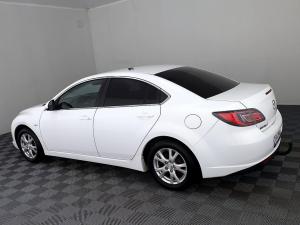 White Mazda 6 2008 in Tallinn, with an engine capacity of 1.80 L and mileage of 399 thousand km for 999 €, photo 12 on AUTOMOTO.COM.LV