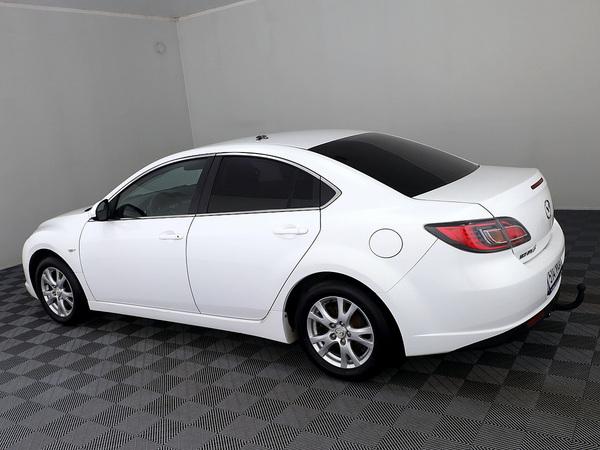 Balts Mazda 6 2008 Tallina, ar dzinēja tilpumu 1.80 L un nobraukumu 399 tūkst. km par 999 €, foto 4 vietnē AUTOMOTO.COM.LV