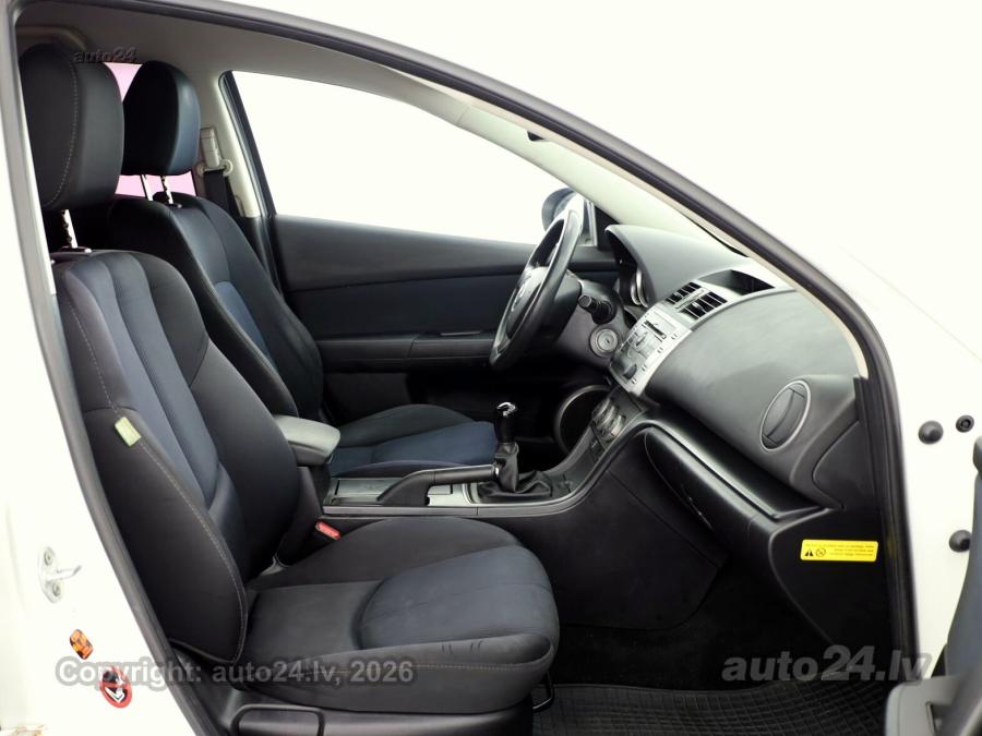 White Mazda 6 2008 in Tallinn, with an engine capacity of 1.80 L and mileage of 399 thousand km for 999 €, photo 7 on AUTOMOTO.COM.LV