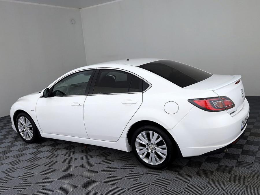 Balts Mazda 6 2008 Tallina, ar dzinēja tilpumu 2.00 L un nobraukumu 246 tūkst. km par 999 €, foto 12 vietnē AUTOMOTO.COM.LV