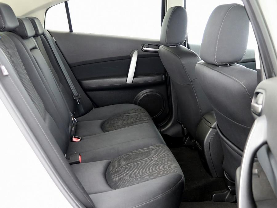 Balts Mazda 6 2008 Tallina, ar dzinēja tilpumu 2.00 L un nobraukumu 246 tūkst. km par 999 €, foto 15 vietnē AUTOMOTO.COM.LV