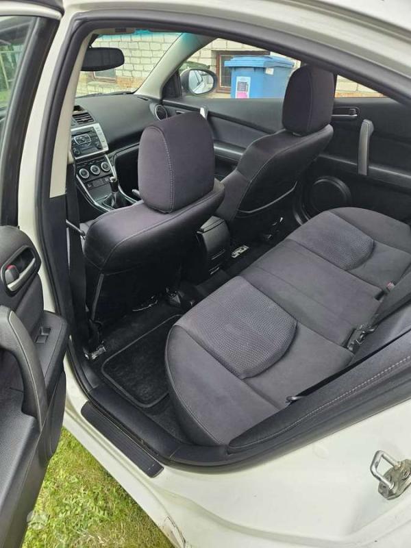 Balts Mazda 6 2009 Kauņa, ar dzinēja tilpumu 2.00 L un nobraukumu 429 tūkst. km par 1800 €, foto 7 vietnē AUTOMOTO.COM.LV