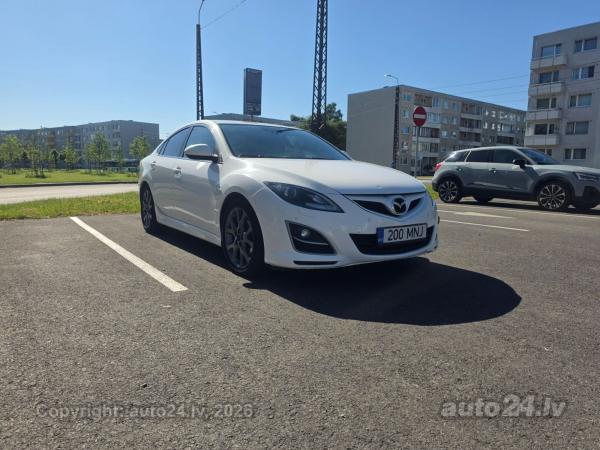 White Mazda 6 2010 in Tallinn, with an engine capacity of 2.20 L and mileage of 320 thousand km for 3500 €, photo 2 on AUTOMOTO.COM.LV