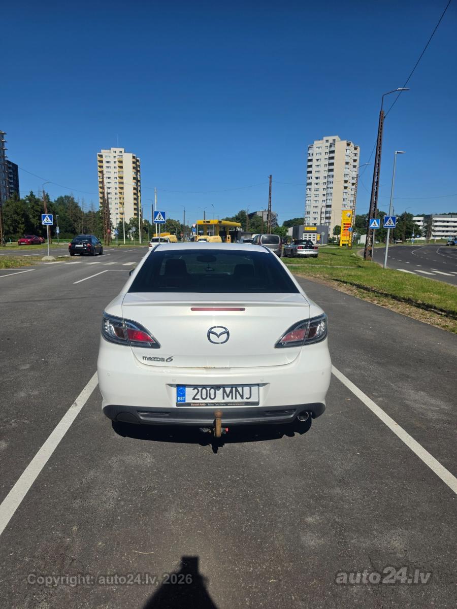 White Mazda 6 2010 in Tallinn, with an engine capacity of 2.20 L and mileage of 320 thousand km for 3500 €, photo 5 on AUTOMOTO.COM.LV