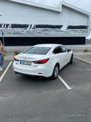 White Mazda 6 2013 in Tallinn, with an engine capacity of 2.00 L and mileage of 325 thousand km for 7999 €, photo 7 on AUTOMOTO.COM.LV