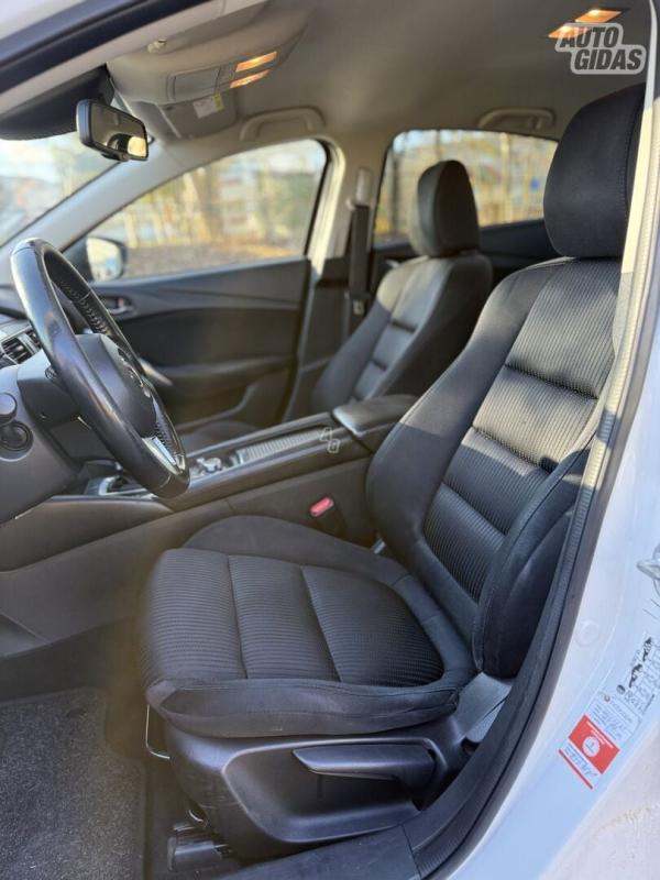 Balts Mazda 6 2015 Viļņa, ar dzinēja tilpumu 2.00 L un nobraukumu 291 tūkst. km par 8250 €, foto 7 vietnē AUTOMOTO.COM.LV