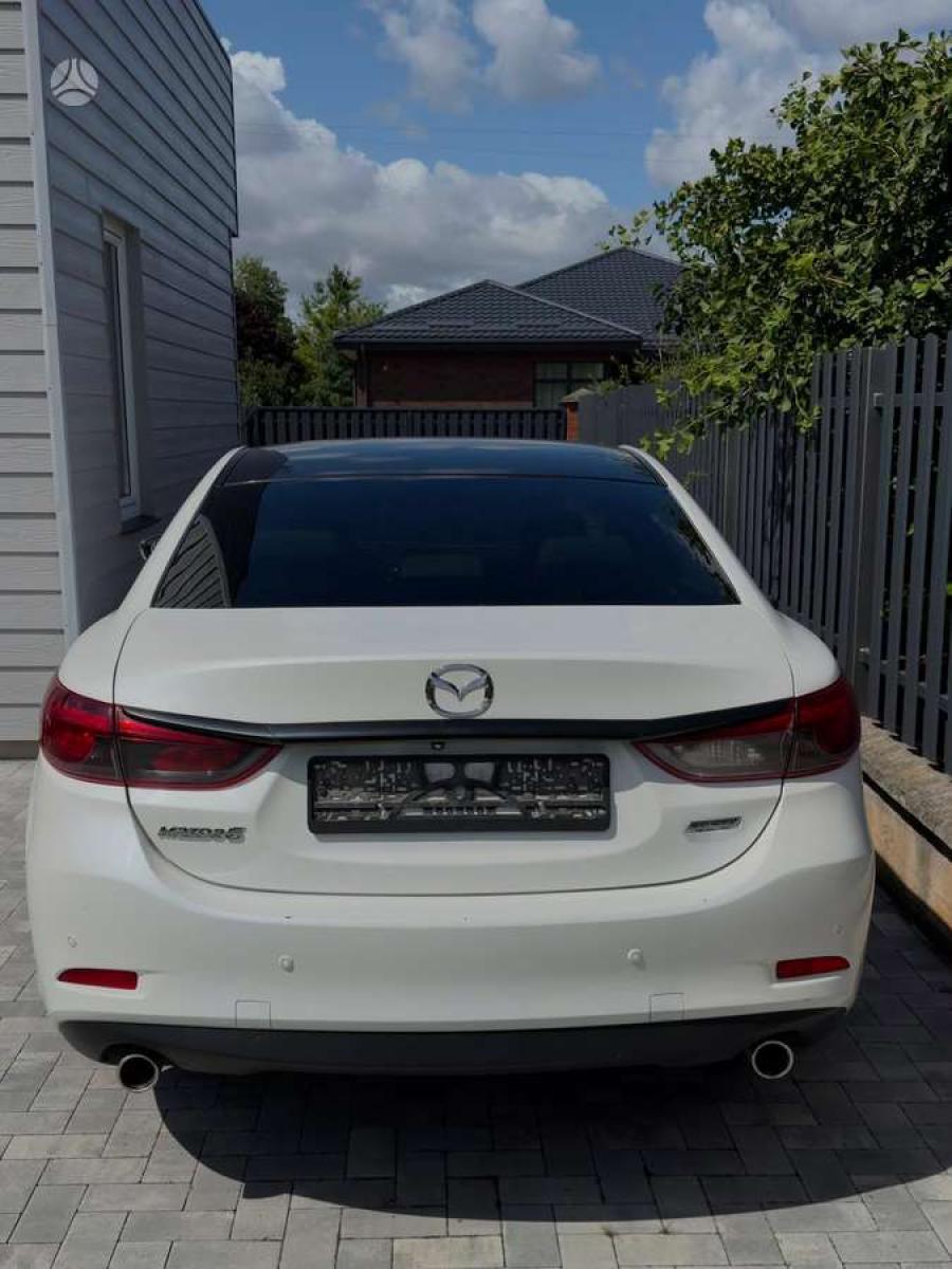 White Mazda 6 2015 in Siauliai, with an engine capacity of 2.19 L and mileage of 271 thousand km for 6000 €, photo 3 on AUTOMOTO.COM.LV