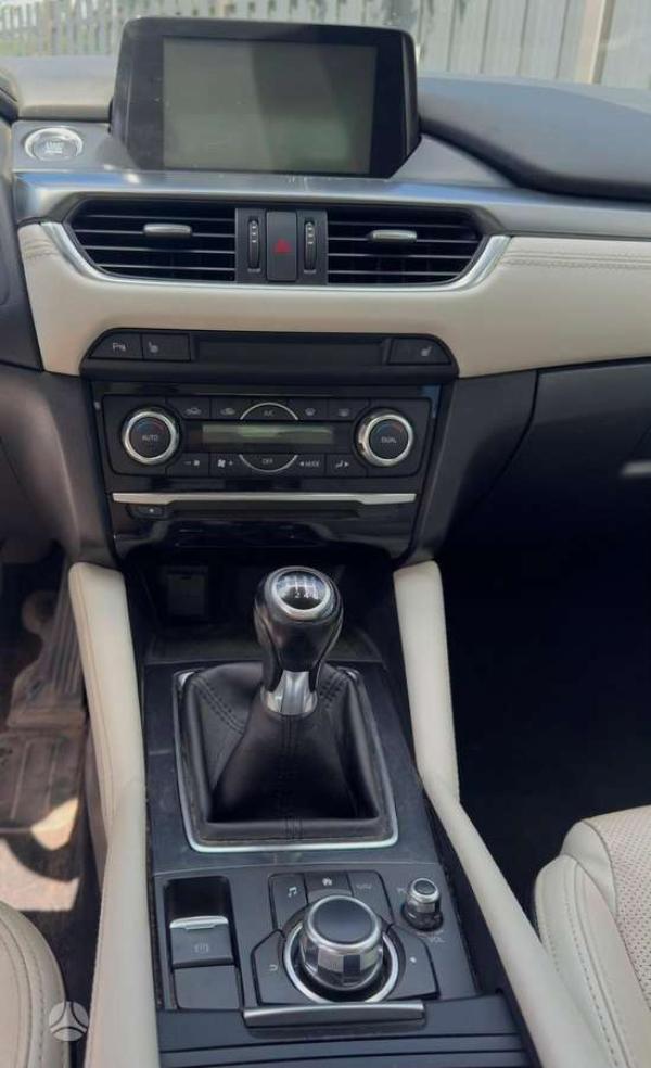 Balts Mazda 6 2015 Šauļi, ar dzinēja tilpumu 2.19 L un nobraukumu 271 tūkst. km par 6000 €, foto 7 vietnē AUTOMOTO.COM.LV