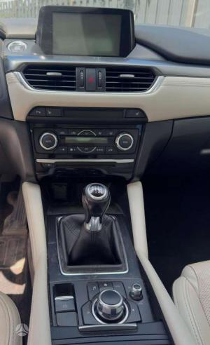 White Mazda 6 2015 in Siauliai, with an engine capacity of 2.19 L and mileage of 271 thousand km for 6000 €, photo 8 on AUTOMOTO.COM.LV