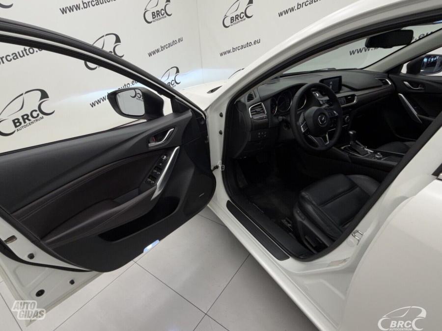 Balts Mazda 6 2016 Avižieniai, ar dzinēja tilpumu 2.20 L un nobraukumu 390 tūkst. km par 8900 €, foto 21 vietnē AUTOMOTO.COM.LV