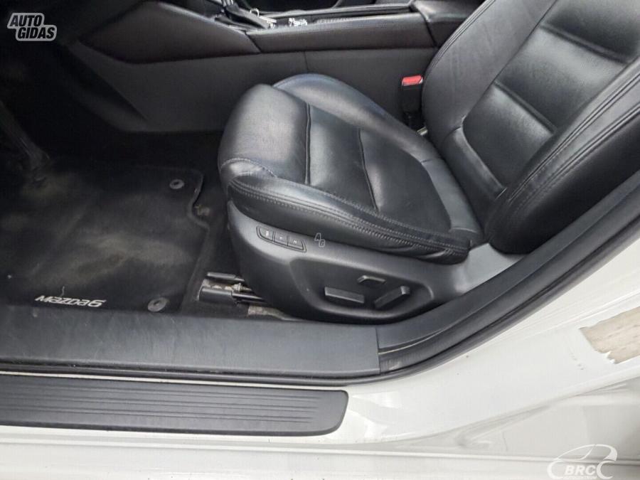 Balts Mazda 6 2016 Avižieniai, ar dzinēja tilpumu 2.20 L un nobraukumu 390 tūkst. km par 8900 €, foto 24 vietnē AUTOMOTO.COM.LV