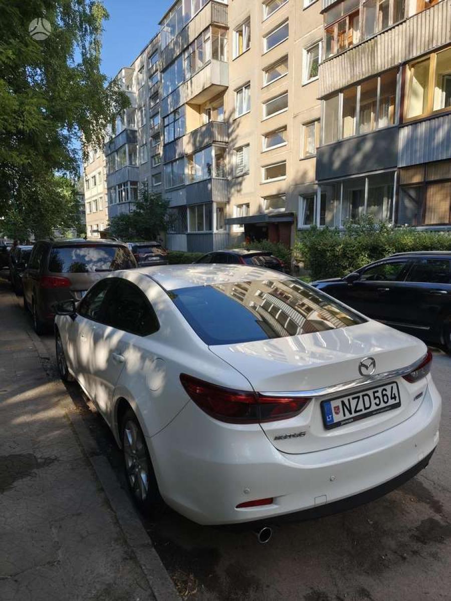 White Mazda 6 2016 in Kaunas, with an engine capacity of 2.19 L and mileage of 177 thousand km for 8000 €, photo 5 on AUTOMOTO.COM.LV