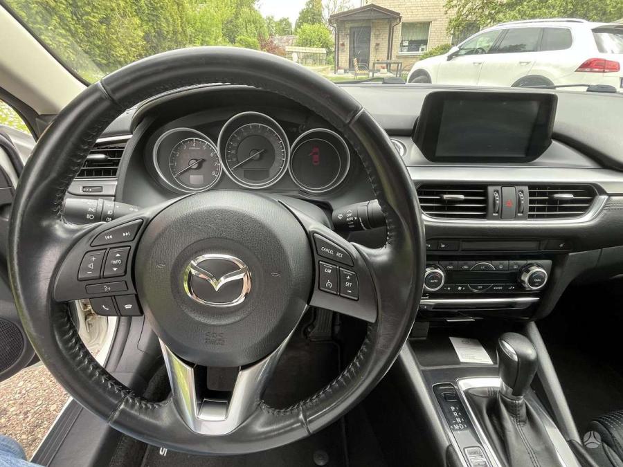 Balts Mazda 6 2016 Utena, ar dzinēja tilpumu 2.00 L un nobraukumu 175 tūkst. km par 11650 €, foto 28 vietnē AUTOMOTO.COM.LV