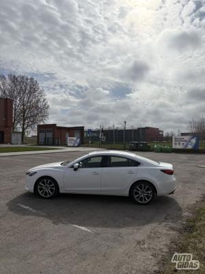White Mazda 6 2017 in Klaipeda, with an engine capacity of 2.50 L and mileage of 167 thousand km for 8900 €, photo 6 on AUTOMOTO.COM.LV