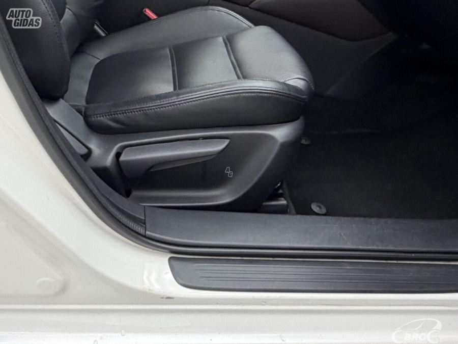 Balts Mazda 6 2017 Avižieniai, ar dzinēja tilpumu 2.50 L un nobraukumu 126 tūkst. km par 9900 €, foto 7 vietnē AUTOMOTO.COM.LV