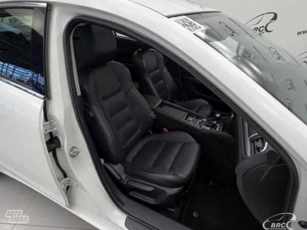 Balts Mazda 6 2017 Avižieniai, ar dzinēja tilpumu 2.50 L un nobraukumu 126 tūkst. km par 9900 €, foto 7 vietnē AUTOMOTO.COM.LV