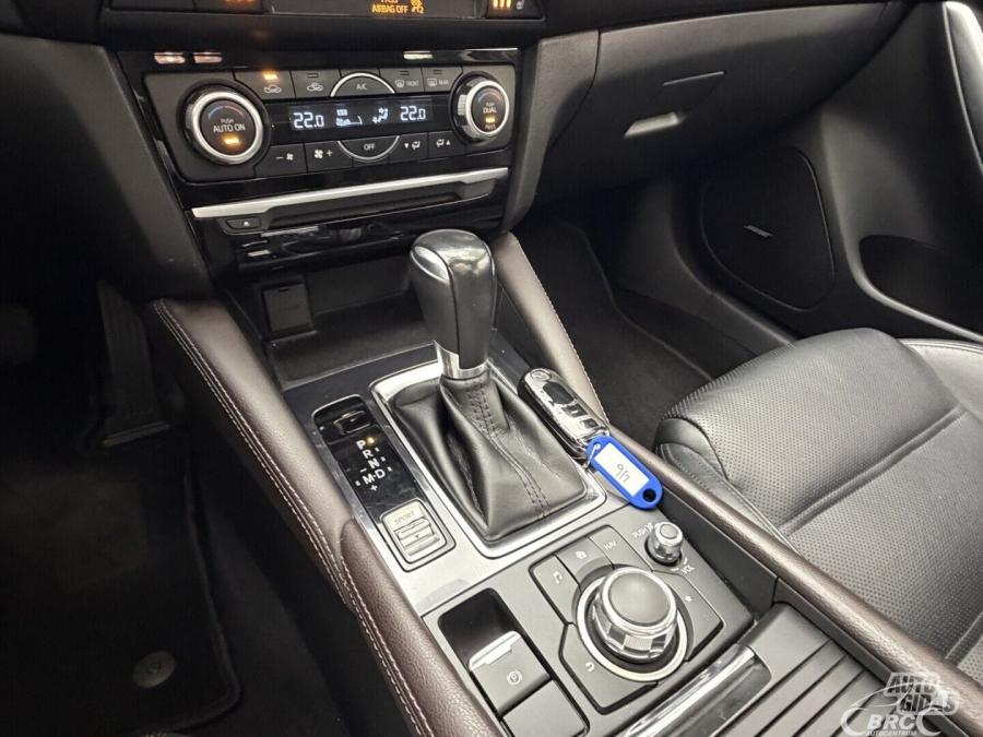 Balts Mazda 6 2017 Avižieniai, ar dzinēja tilpumu 2.50 L un nobraukumu 126 tūkst. km par 9900 €, foto 29 vietnē AUTOMOTO.COM.LV