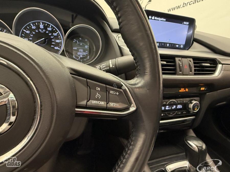 Balts Mazda 6 2017 Avižieniai, ar dzinēja tilpumu 2.50 L un nobraukumu 126 tūkst. km par 9900 €, foto 32 vietnē AUTOMOTO.COM.LV