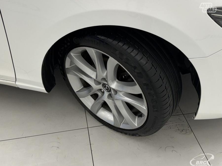 Balts Mazda 6 2017 Avižieniai, ar dzinēja tilpumu 2.50 L un nobraukumu 126 tūkst. km par 9900 €, foto 38 vietnē AUTOMOTO.COM.LV