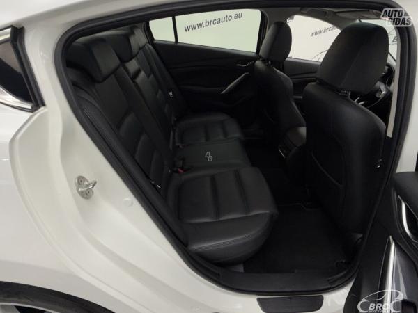 Balts Mazda 6 2017 Avižieniai, ar dzinēja tilpumu 2.50 L un nobraukumu 126 tūkst. km par 9900 €, foto 10 vietnē AUTOMOTO.COM.LV