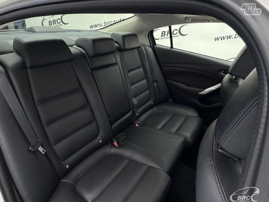 Balts Mazda 6 2017 Avižieniai, ar dzinēja tilpumu 2.50 L un nobraukumu 126 tūkst. km par 9900 €, foto 13 vietnē AUTOMOTO.COM.LV