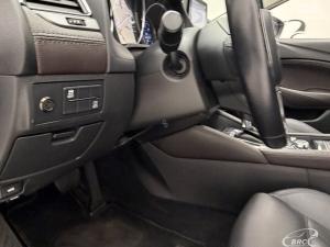 Balts Mazda 6 2017 Avižieniai, ar dzinēja tilpumu 2.50 L un nobraukumu 126 tūkst. km par 9900 €, foto 28 vietnē AUTOMOTO.COM.LV