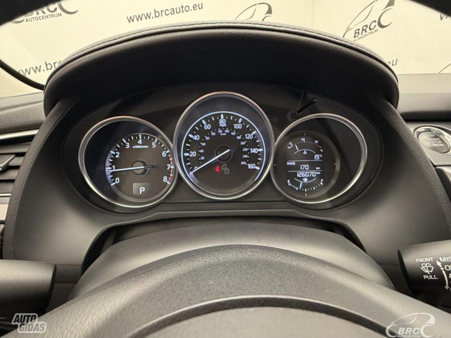 Balts Mazda 6 2017 Avižieniai, ar dzinēja tilpumu 2.50 L un nobraukumu 126 tūkst. km par 9900 €, foto 34 vietnē AUTOMOTO.COM.LV
