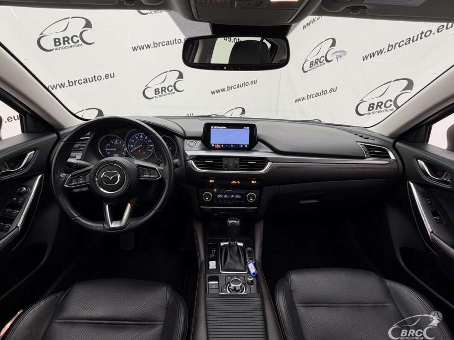 White Mazda 6 2017 in Vilnius, with an engine capacity of 2.49 L and mileage of 126 thousand km for 8900 €, photo 5 on AUTOMOTO.COM.LV