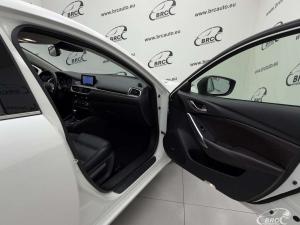 White Mazda 6 2017 in Vilnius, with an engine capacity of 2.49 L and mileage of 126 thousand km for 8900 €, photo 10 on AUTOMOTO.COM.LV