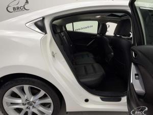 White Mazda 6 2017 in Vilnius, with an engine capacity of 2.49 L and mileage of 126 thousand km for 8900 €, photo 11 on AUTOMOTO.COM.LV