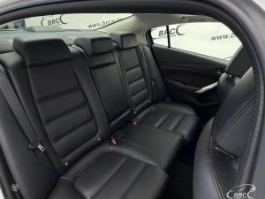 White Mazda 6 2017 in Vilnius, with an engine capacity of 2.49 L and mileage of 126 thousand km for 8900 €, photo 14 on AUTOMOTO.COM.LV