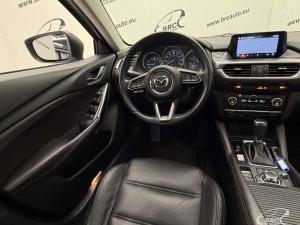 White Mazda 6 2017 in Vilnius, with an engine capacity of 2.49 L and mileage of 126 thousand km for 8900 €, photo 16 on AUTOMOTO.COM.LV