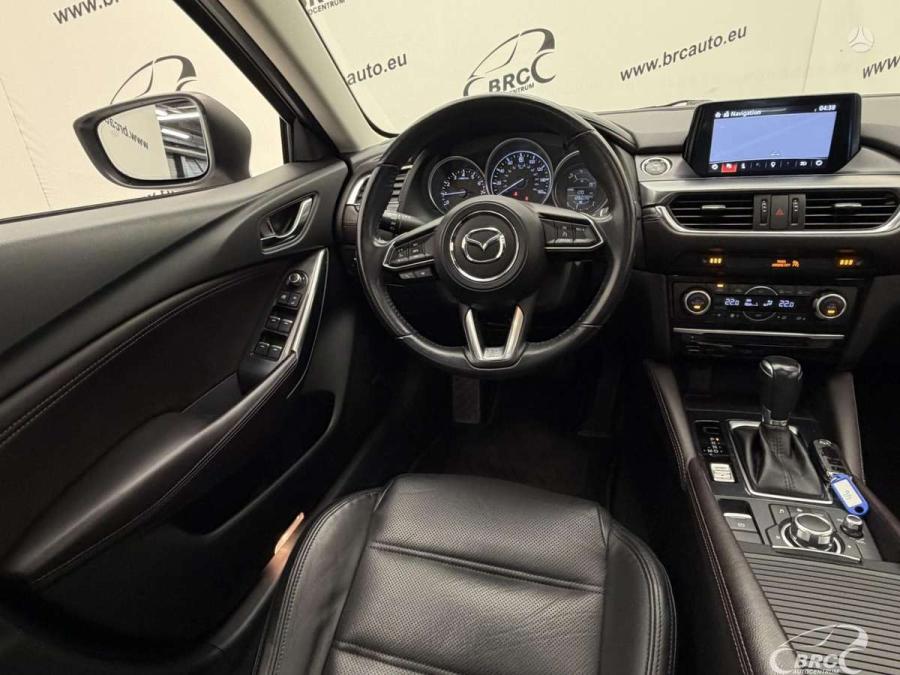 White Mazda 6 2017 in Vilnius, with an engine capacity of 2.49 L and mileage of 126 thousand km for 8900 €, photo 16 on AUTOMOTO.COM.LV