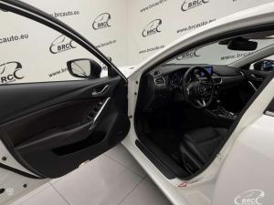 White Mazda 6 2017 in Vilnius, with an engine capacity of 2.49 L and mileage of 126 thousand km for 8900 €, photo 22 on AUTOMOTO.COM.LV