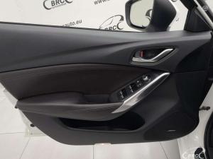 White Mazda 6 2017 in Vilnius, with an engine capacity of 2.49 L and mileage of 126 thousand km for 8900 €, photo 23 on AUTOMOTO.COM.LV