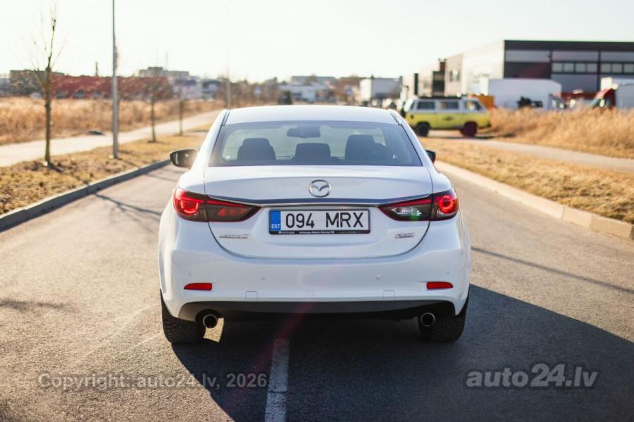 White Mazda 6 2018 in Tartu, with an engine capacity of 2.20 L and mileage of 163 thousand km for 14700 €, photo 3 on AUTOMOTO.COM.LV