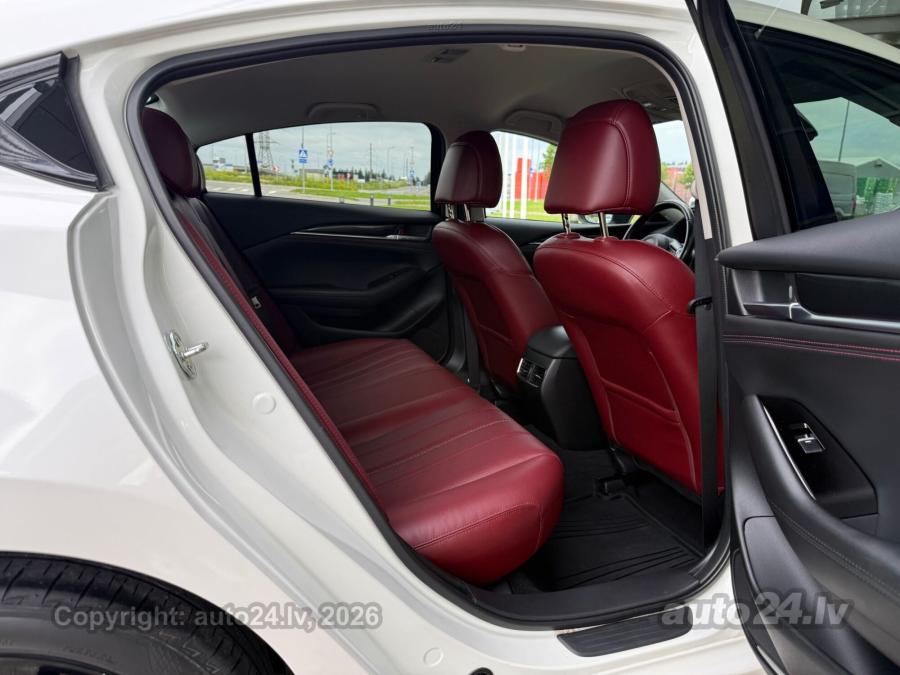White Mazda 6 2021 in Tartu, with an engine capacity of 2.50 L and mileage of 51 thousand km for 24990 €, photo 10 on AUTOMOTO.COM.LV