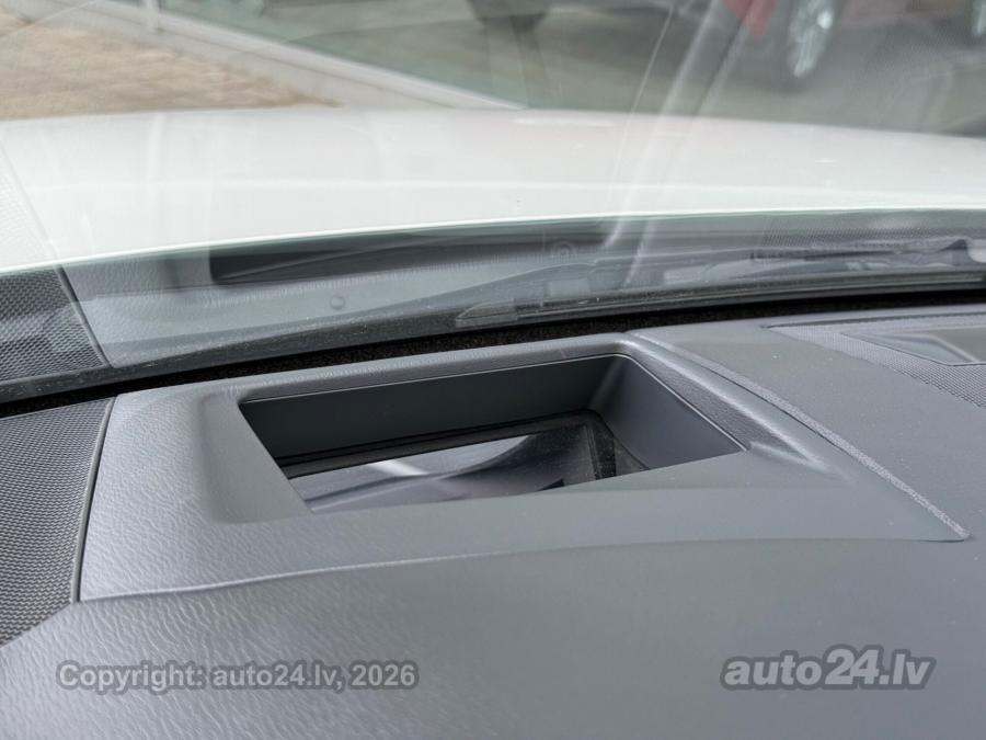 White Mazda 6 2021 in Tartu, with an engine capacity of 2.50 L and mileage of 51 thousand km for 24990 €, photo 19 on AUTOMOTO.COM.LV