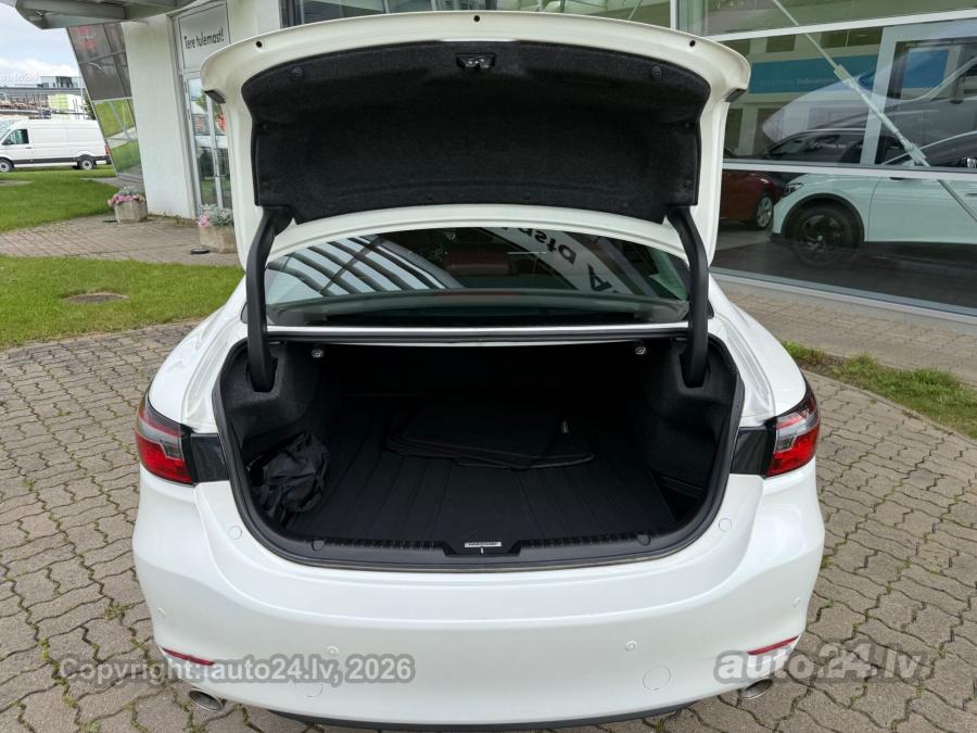 White Mazda 6 2021 in Tartu, with an engine capacity of 2.50 L and mileage of 51 thousand km for 24990 €, photo 22 on AUTOMOTO.COM.LV