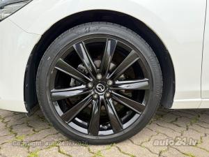 White Mazda 6 2021 in Tartu, with an engine capacity of 2.50 L and mileage of 51 thousand km for 24990 €, photo 23 on AUTOMOTO.COM.LV