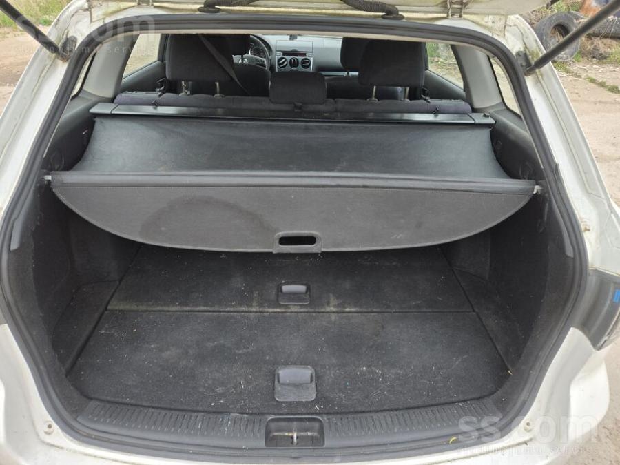White Mazda 6 2007 in Riga, with an engine capacity of 2.00 L and mileage of 257 thousand km for 700 €, photo 7 on AUTOMOTO.COM.LV