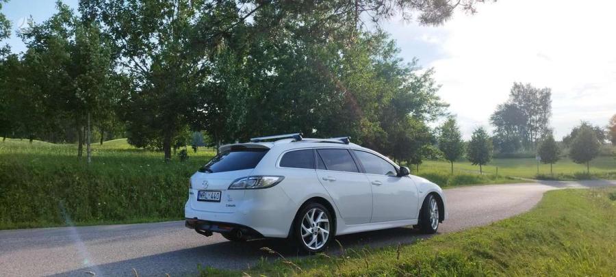 White Mazda 6 2008 in Vilnius, with an engine capacity of 2.00 L and mileage of 260 thousand km for 3850 €, photo 11 on AUTOMOTO.COM.LV