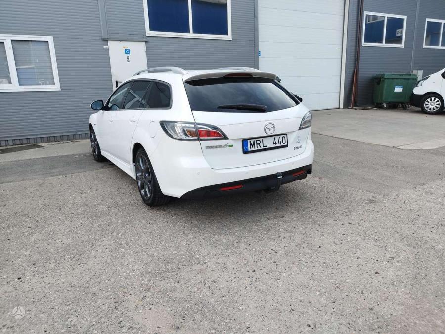White Mazda 6 2008 in Vilnius, with an engine capacity of 2.00 L and mileage of 260 thousand km for 3850 €, photo 43 on AUTOMOTO.COM.LV