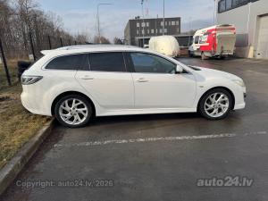 White Mazda 6 2011 in Tallinn, with an engine capacity of 2.20 L and mileage of 270 thousand km for 3900 €, photo 5 on AUTOMOTO.COM.LV