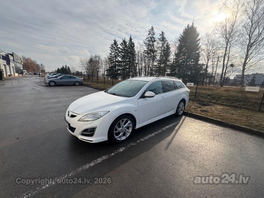 White Mazda 6 2011 in Tallinn, with an engine capacity of 2.20 L and mileage of 270 thousand km for 3900 €, photo 9 on AUTOMOTO.COM.LV
