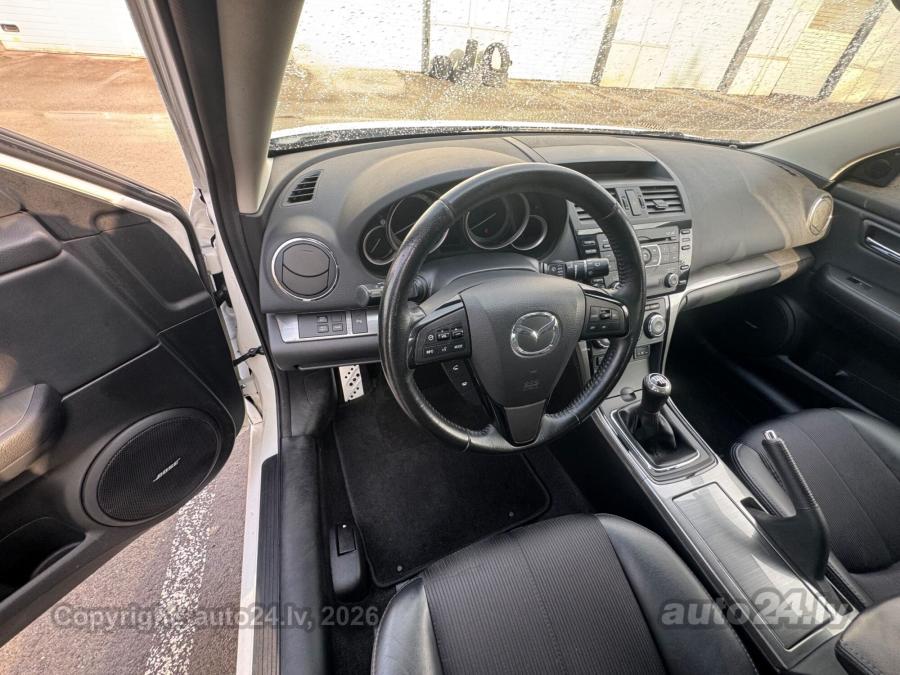 White Mazda 6 2011 in Tallinn, with an engine capacity of 2.20 L and mileage of 270 thousand km for 3900 €, photo 10 on AUTOMOTO.COM.LV