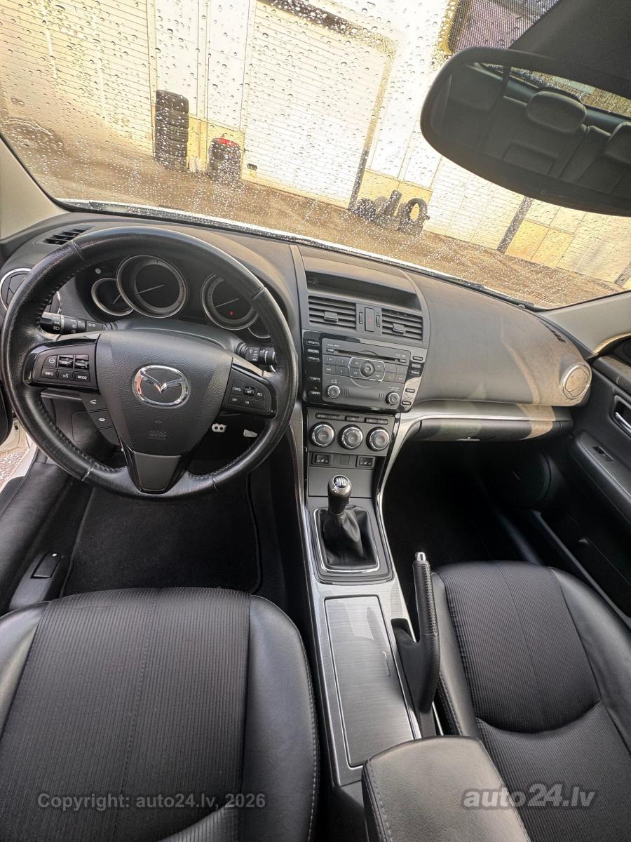 White Mazda 6 2011 in Tallinn, with an engine capacity of 2.20 L and mileage of 270 thousand km for 3900 €, photo 11 on AUTOMOTO.COM.LV